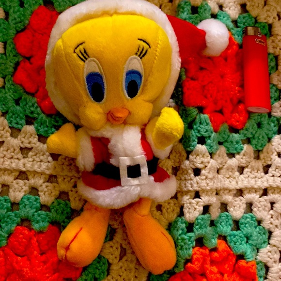 WB | Toys | Wb Official Santa Tweety Bird Hes Small Sweet And Full Of ...